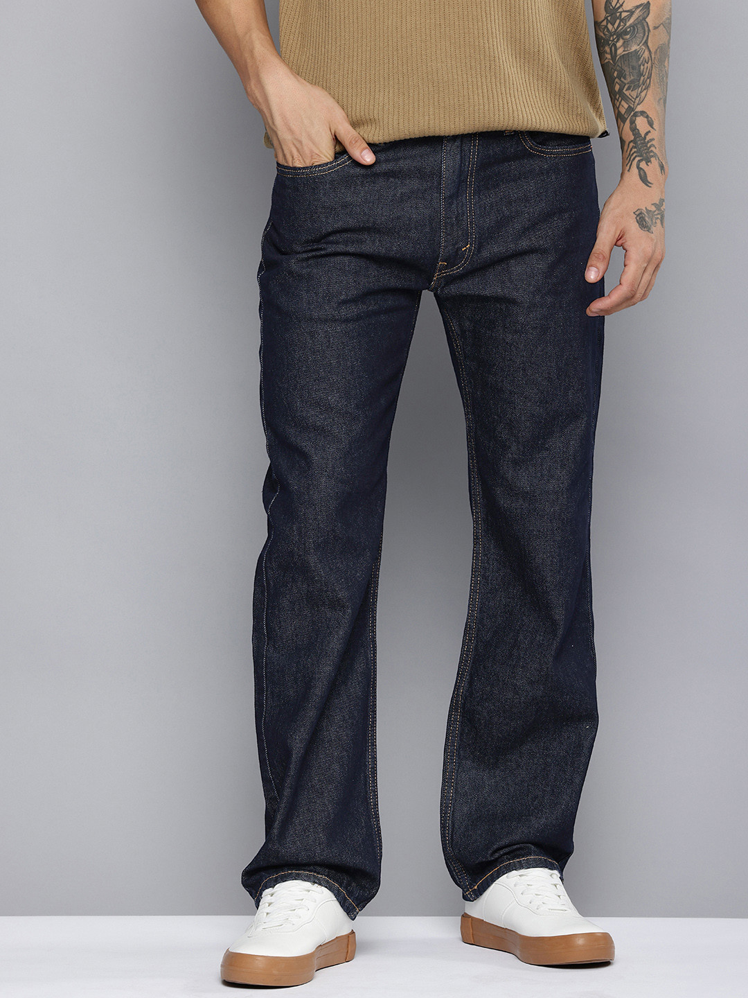 Buy Levis Men 555 96 Relaxed Straight Fit Pure Cotton Jeans - Jeans for ...