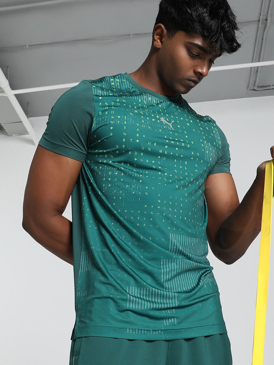 Buy One8 X PUMA Men Printed Slim Fit T Shirt - Tshirts for Men 30190787 ...