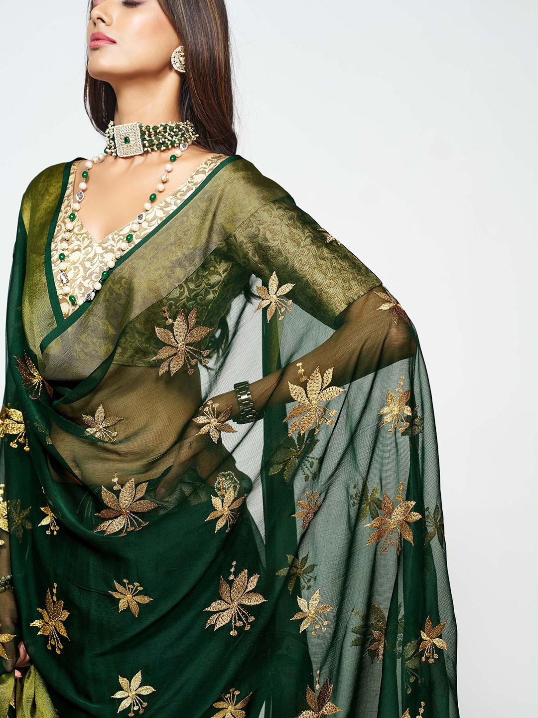 Buy Sangria Flowy Shimmer Look Saree With Blouse Piece - Sarees for ...