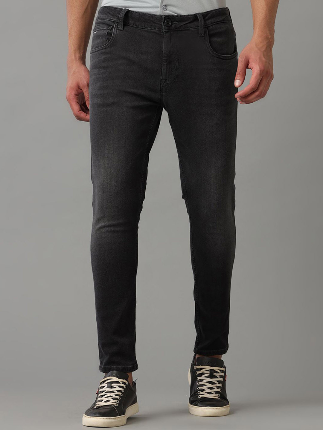Buy Voi Jeans Men Regular Fit Mid Rise Comfort Light Fade Stretchable ...