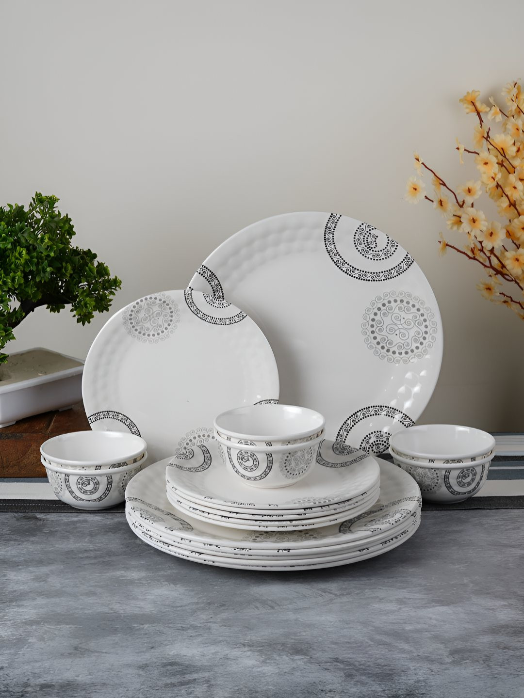 Buy Aura White & Black 18 Pieces Geometric Printed Glossy Dinner Set ...