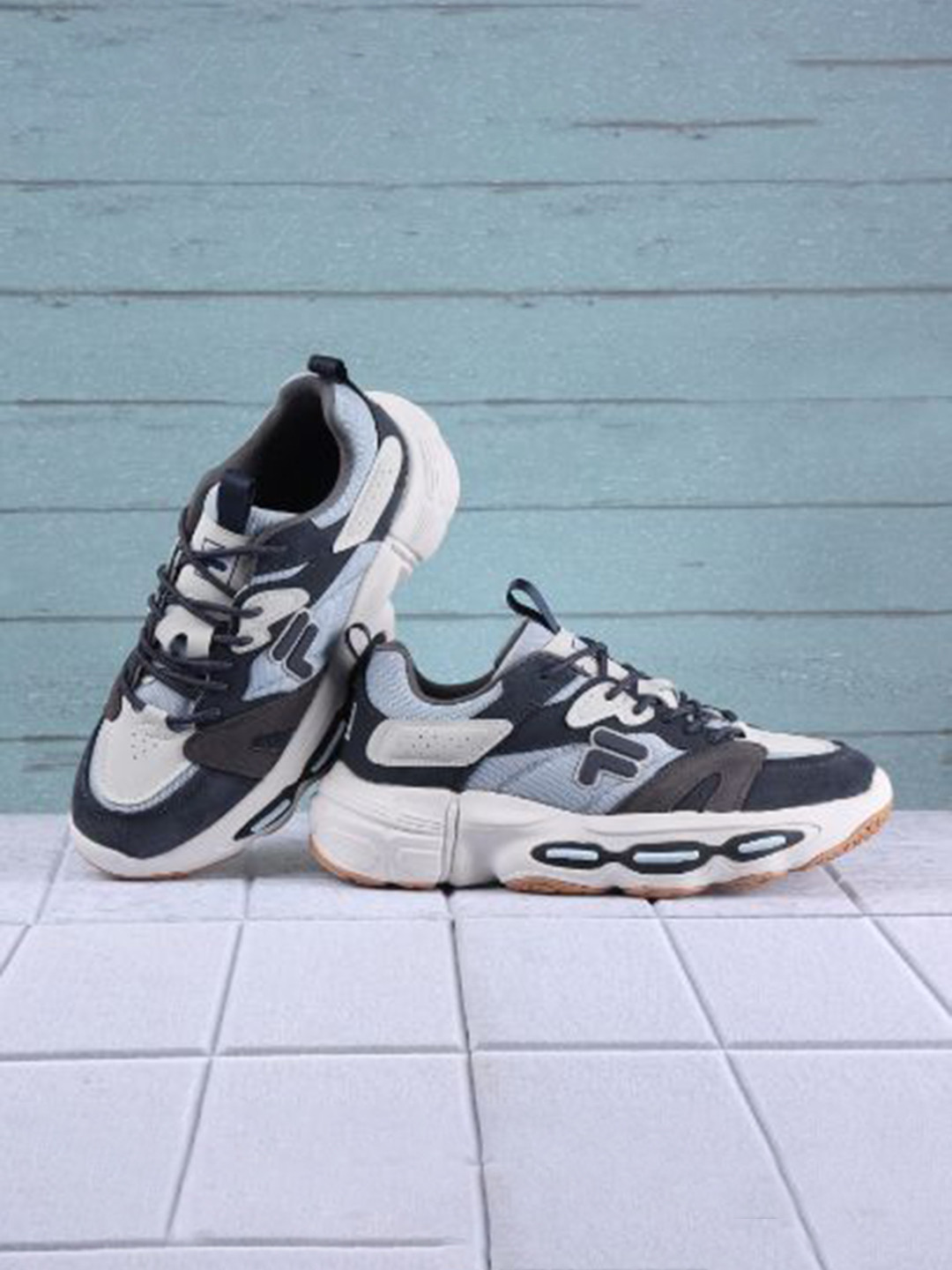 Buy FILA Unisex RI TSS BALLAD Colourblocked Round Toe Arch Support ...