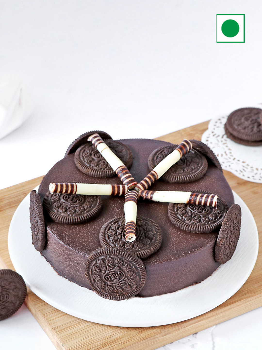 Buy IGP Oreo Chocolate Flavour Eggless Round Cake 500g - Cake for ...