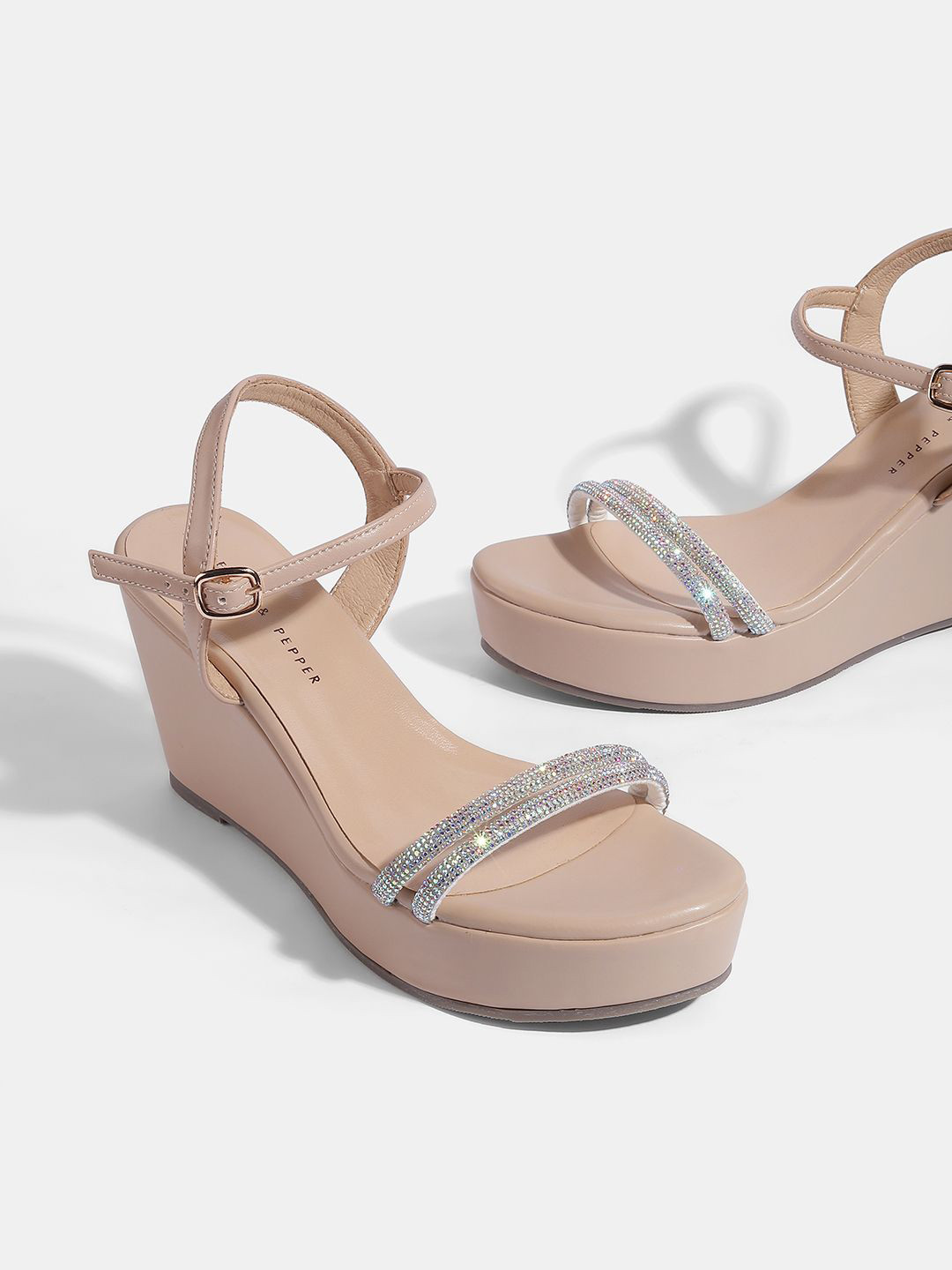Buy LEMON & PEPPER Women PU Wedge Heels Sandals With Western ...