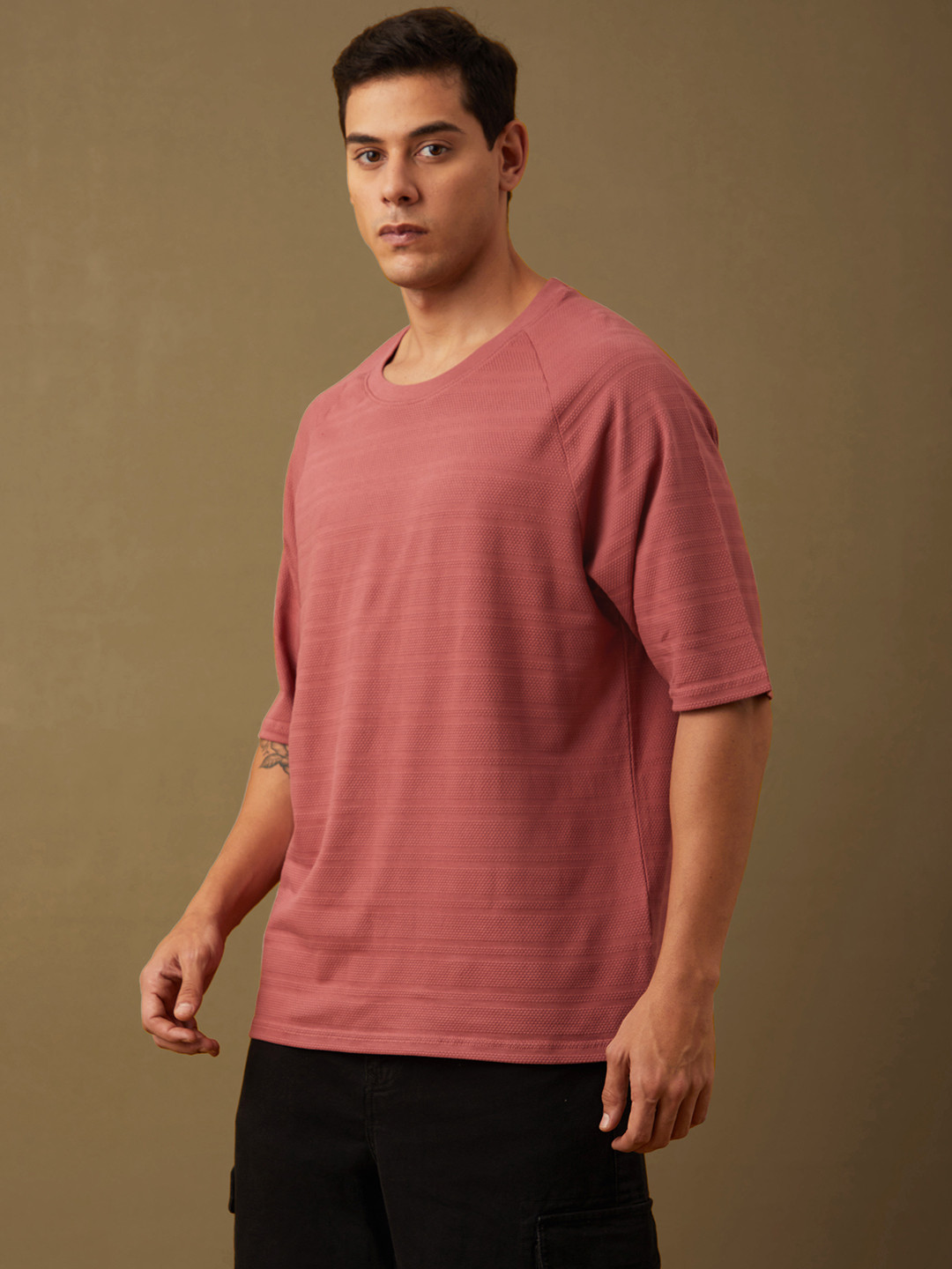 Buy DILLINGER Men Solid Popcorn Structure Oversized Raglan T Shirt - Tshirts for Men 30434628 ...