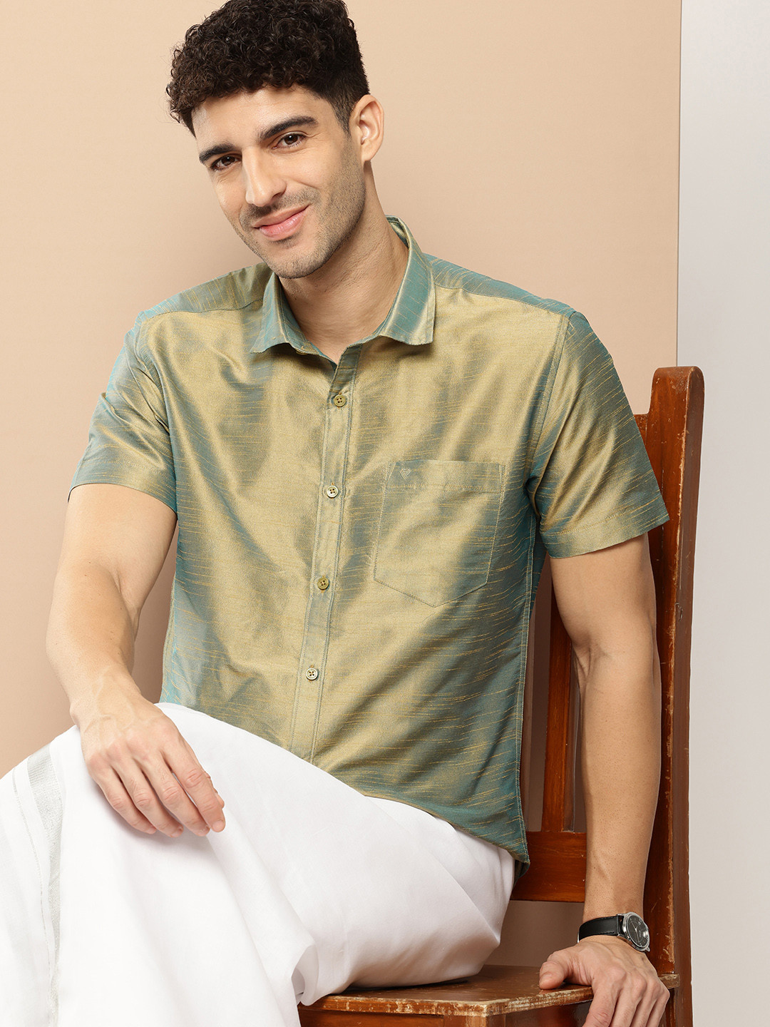 Buy INVICTUS Spread Collar Opaque Festive Collection Shirt - Shirts for ...