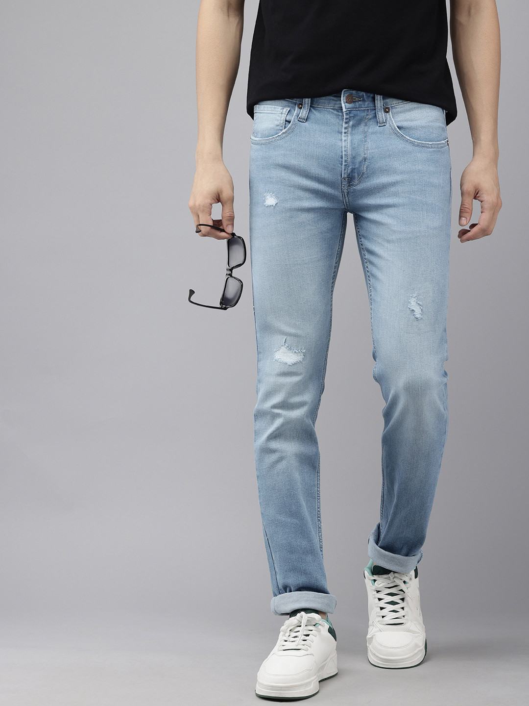 Buy Pepe Jeans Men Vapour Slim Fit Mildly Distressed Light Fade ...