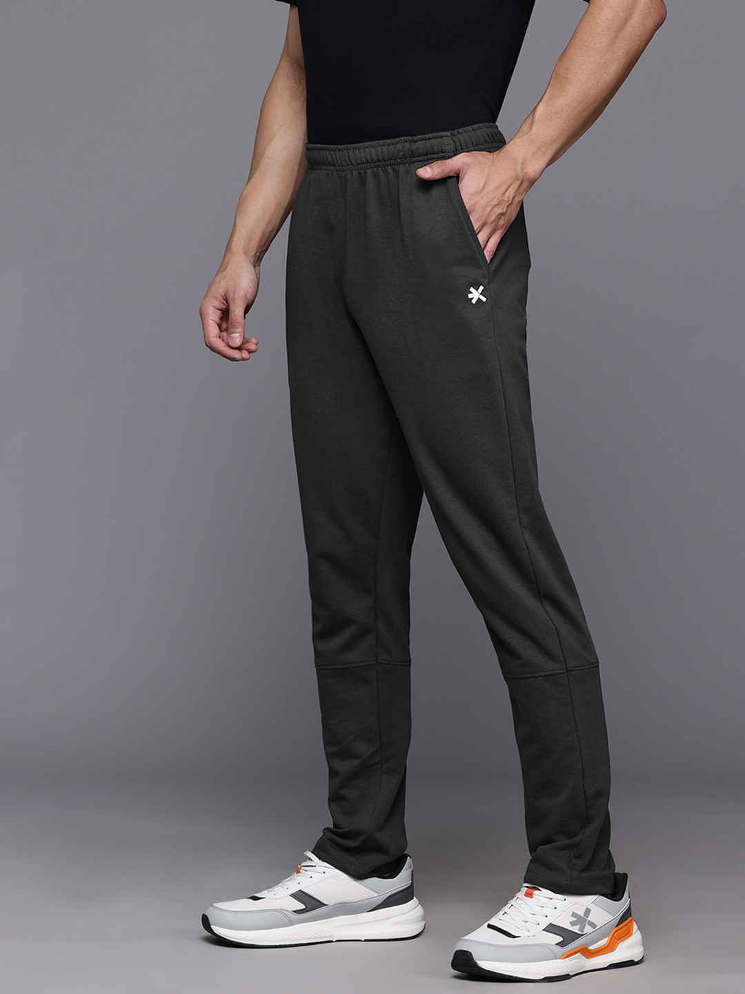 Buy HRX By Hrithik Roshan Men Typography Printed Detail Mid Rise ...