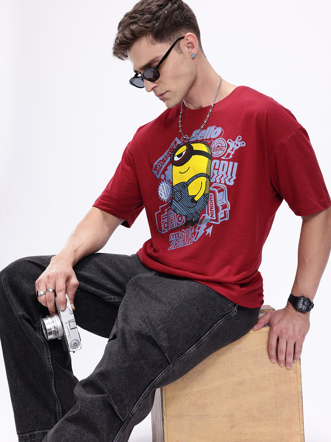 Buy Kook N Keech Men Minions Printed Drop Shoulder Sleeves Oversized ...