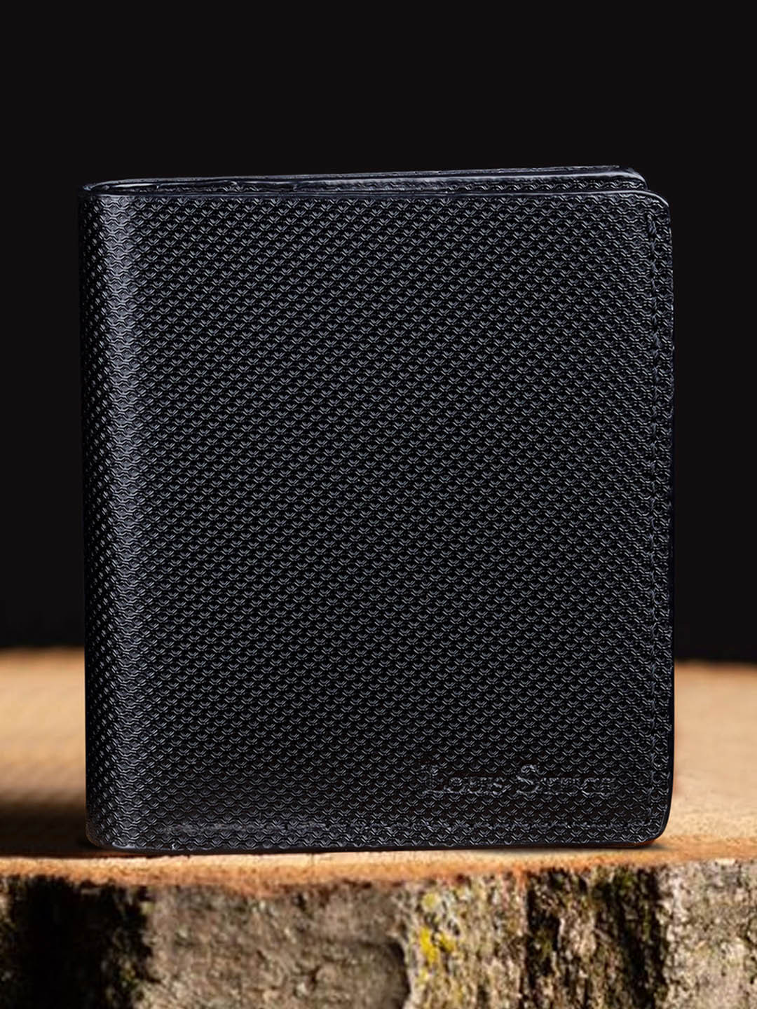 Buy LOUIS STITCH Men Handcrafted Textured Book Shape Leather Two Fold ...