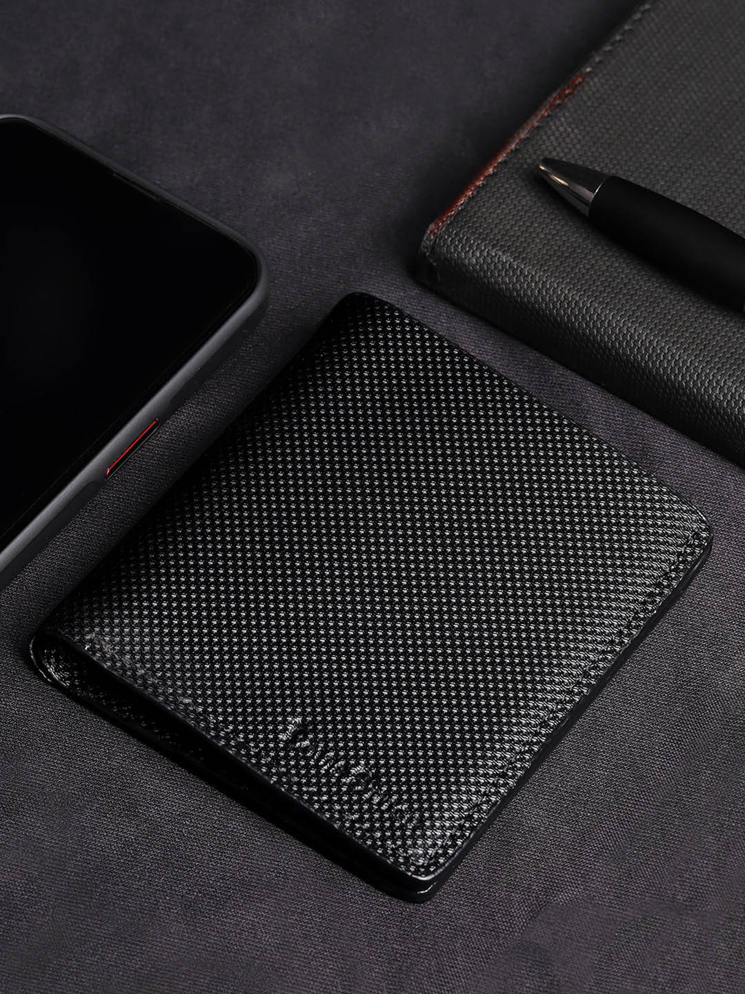 Buy LOUIS STITCH Men Handcrafted Textured Book Shape Leather Two Fold ...