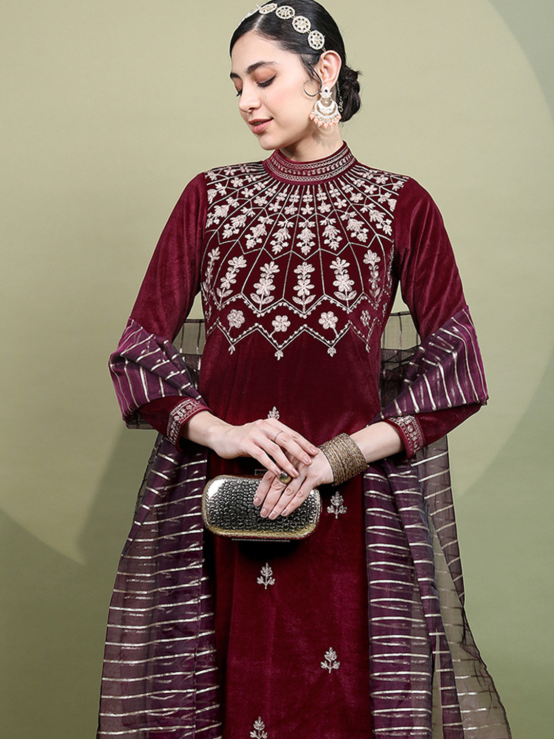 Buy Vishudh Magenta Floral Embroidered Mandarin Collar Kurta With ...