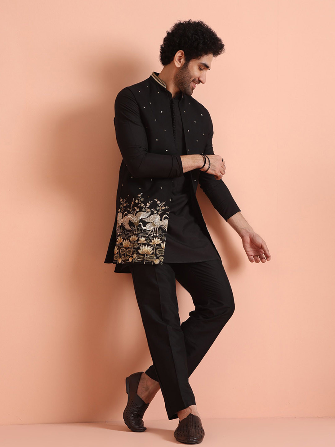 Buy KISAH Men Embroidered Regular Fit Thread Work Kurta Nehru Jacket ...