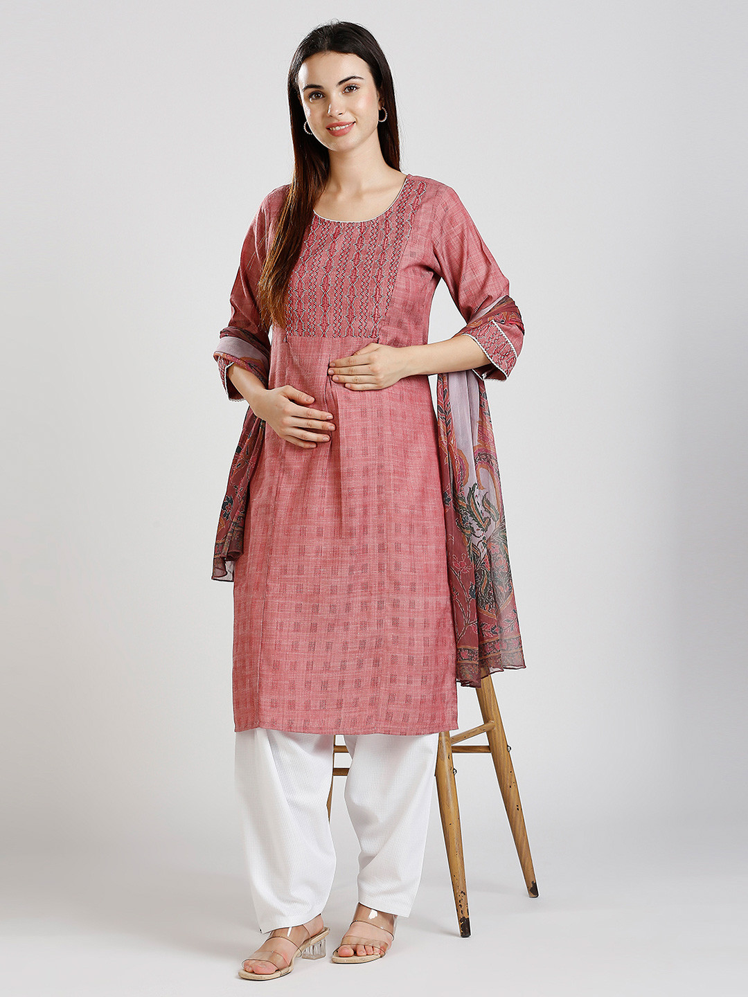 Buy DUMMY SHAPE Geometric Embroidered Pleated Maternity Straight Kurta ...