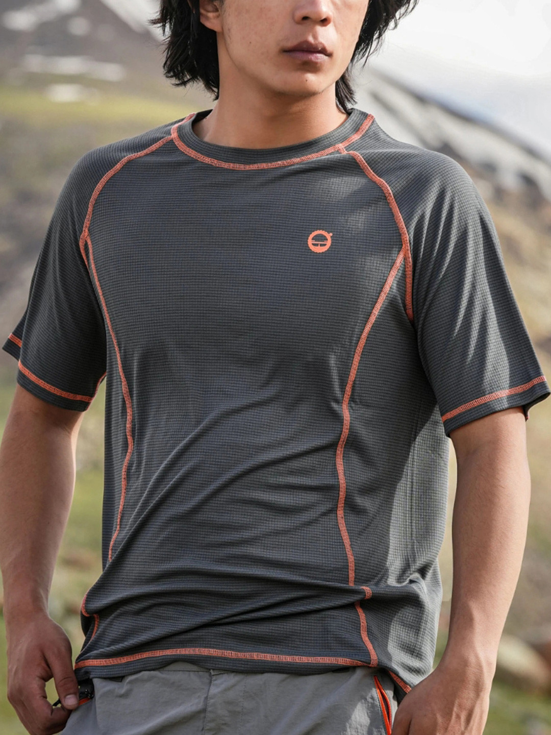 Buy BOMBAY TROOPER Men Solid Classic Comfortable Casual T Shirt ...