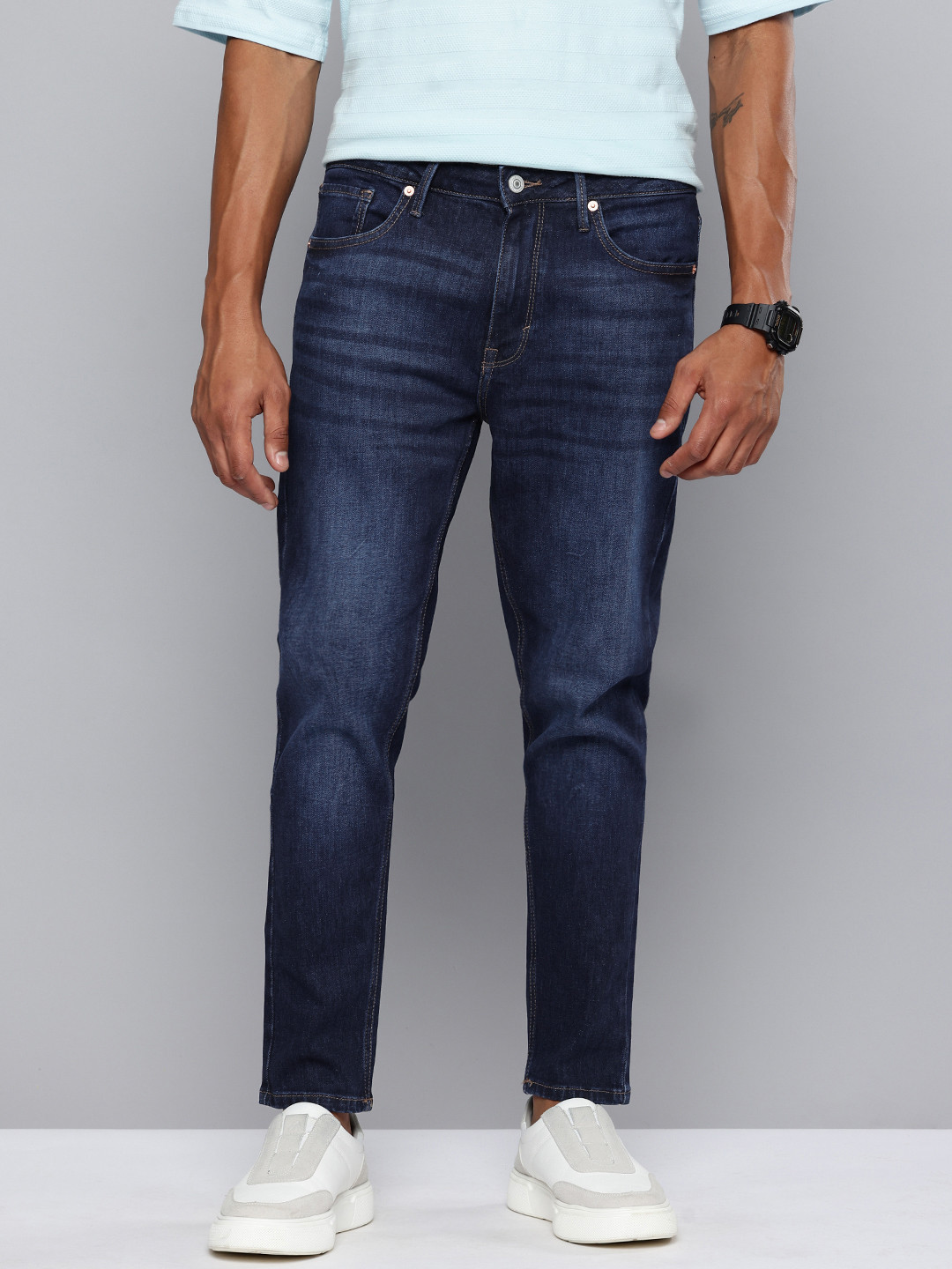 Buy Flying Machine Men Mankle Relaxed Tapered Fit High Rise Light Fade ...