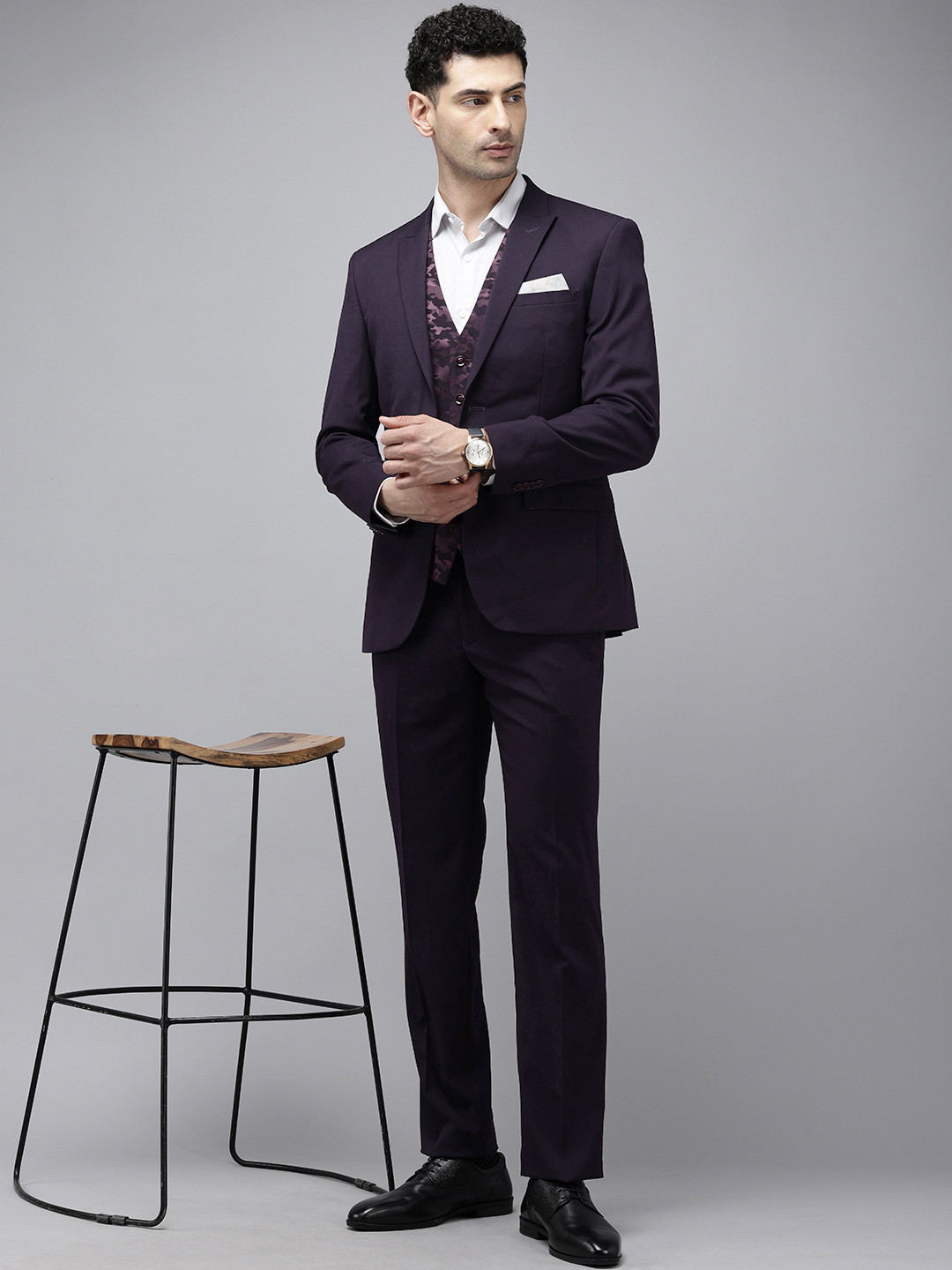 Buy Park Avenue Super Slim Fit Self Design Notched Lapel Single ...