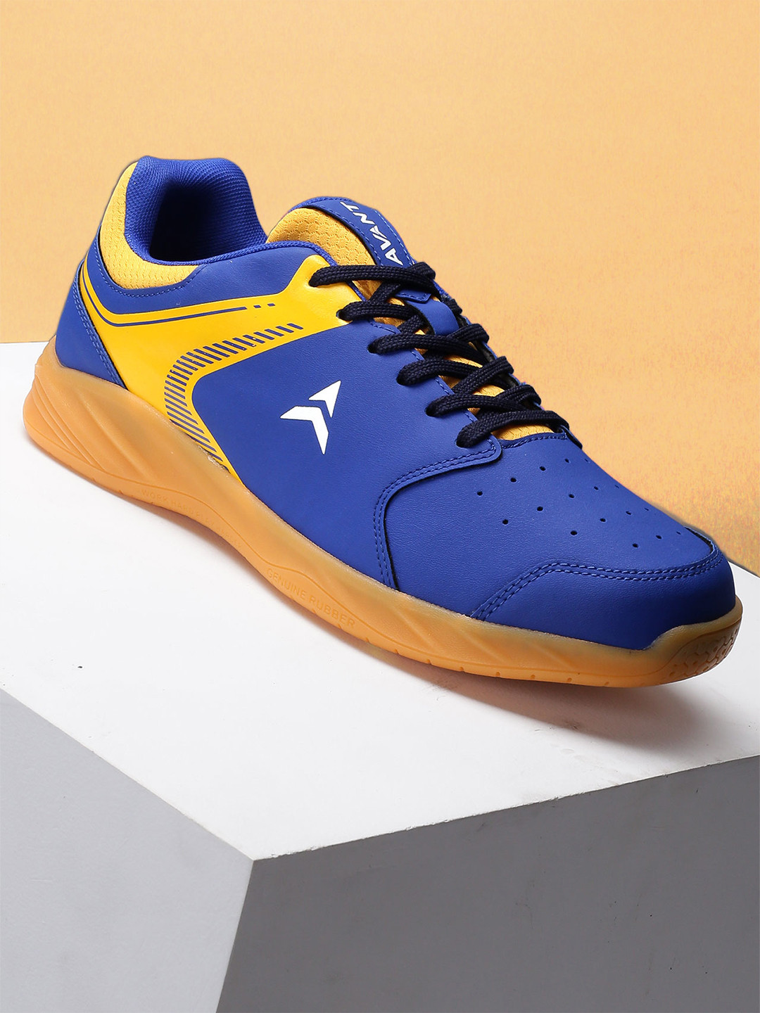 Buy Avant Men Electro Dash Badminton Shoes - Sports Shoes for Men ...