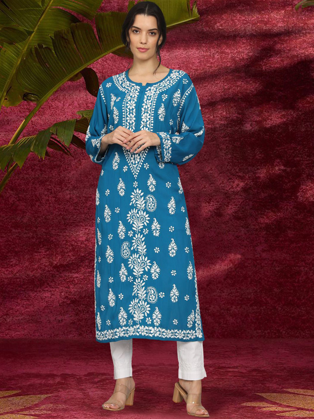 Buy PARAMOUNT CHIKAN Women Embroidered Lucknowi Chikankari Modal Kurta ...