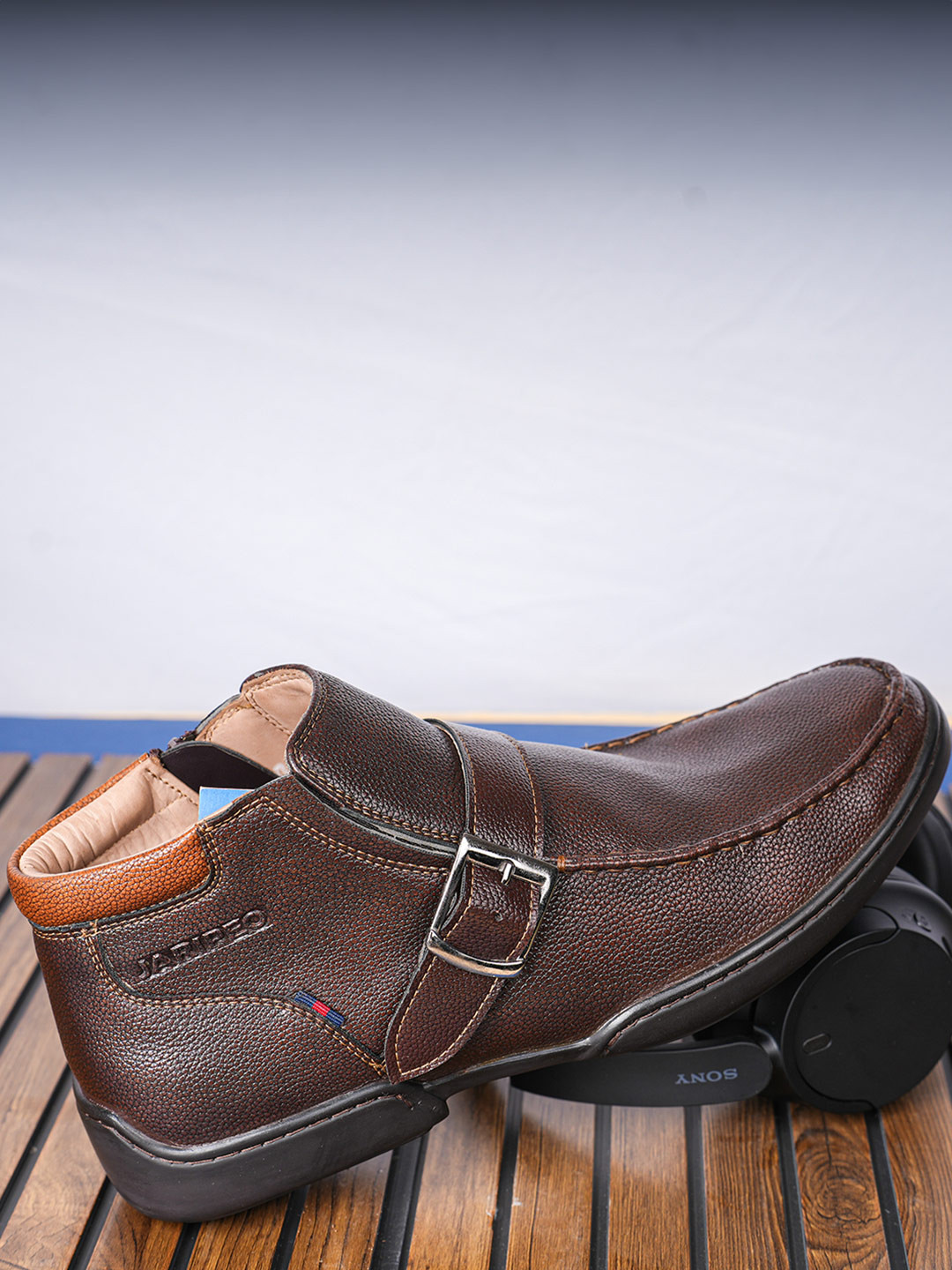 Buy Jaripeo By Buckaroo Men Textured Flatform Heeled Regular Boots ...