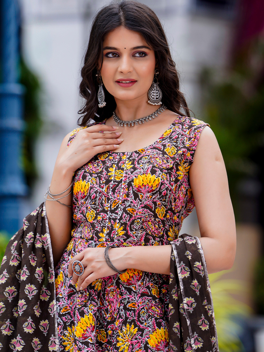 Buy Anouk Floral Printed Panelled Pure Cotton Anarkali Kurta With ...