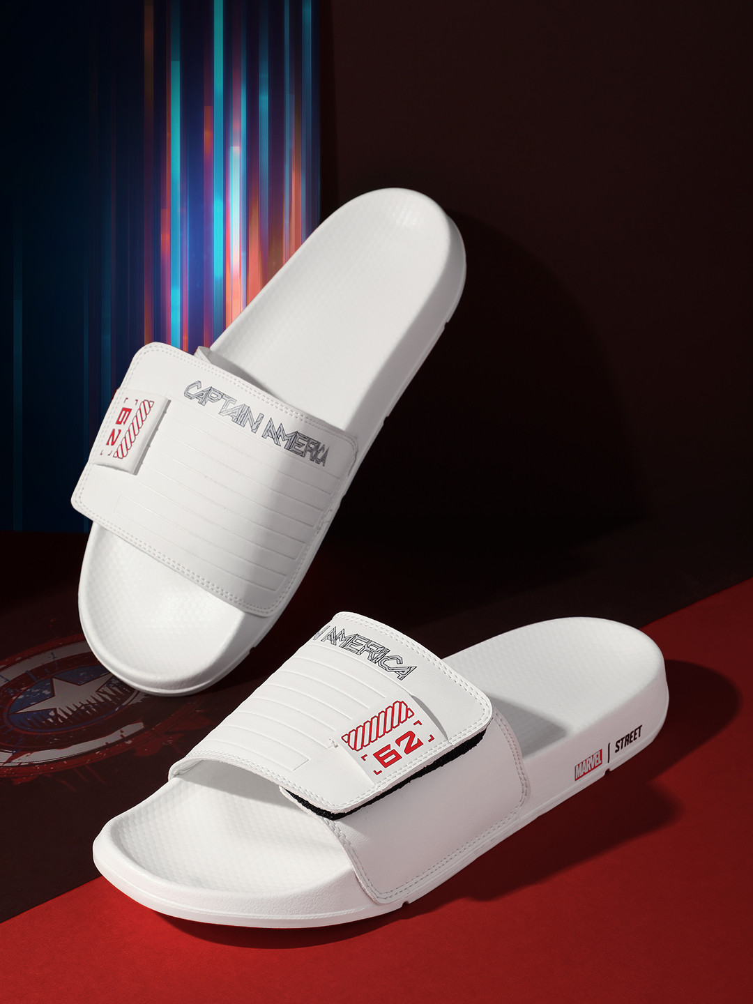 Buy MARVEL STREET Men Captain America Printed Adjustable Sliders - Flip ...