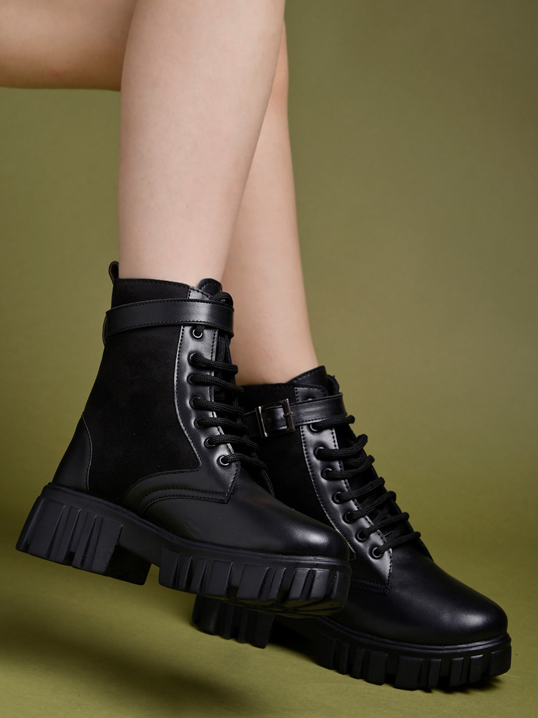 Buy Shoetopia Girls Regular Boots - Boots for Girls 31658215 | Myntra