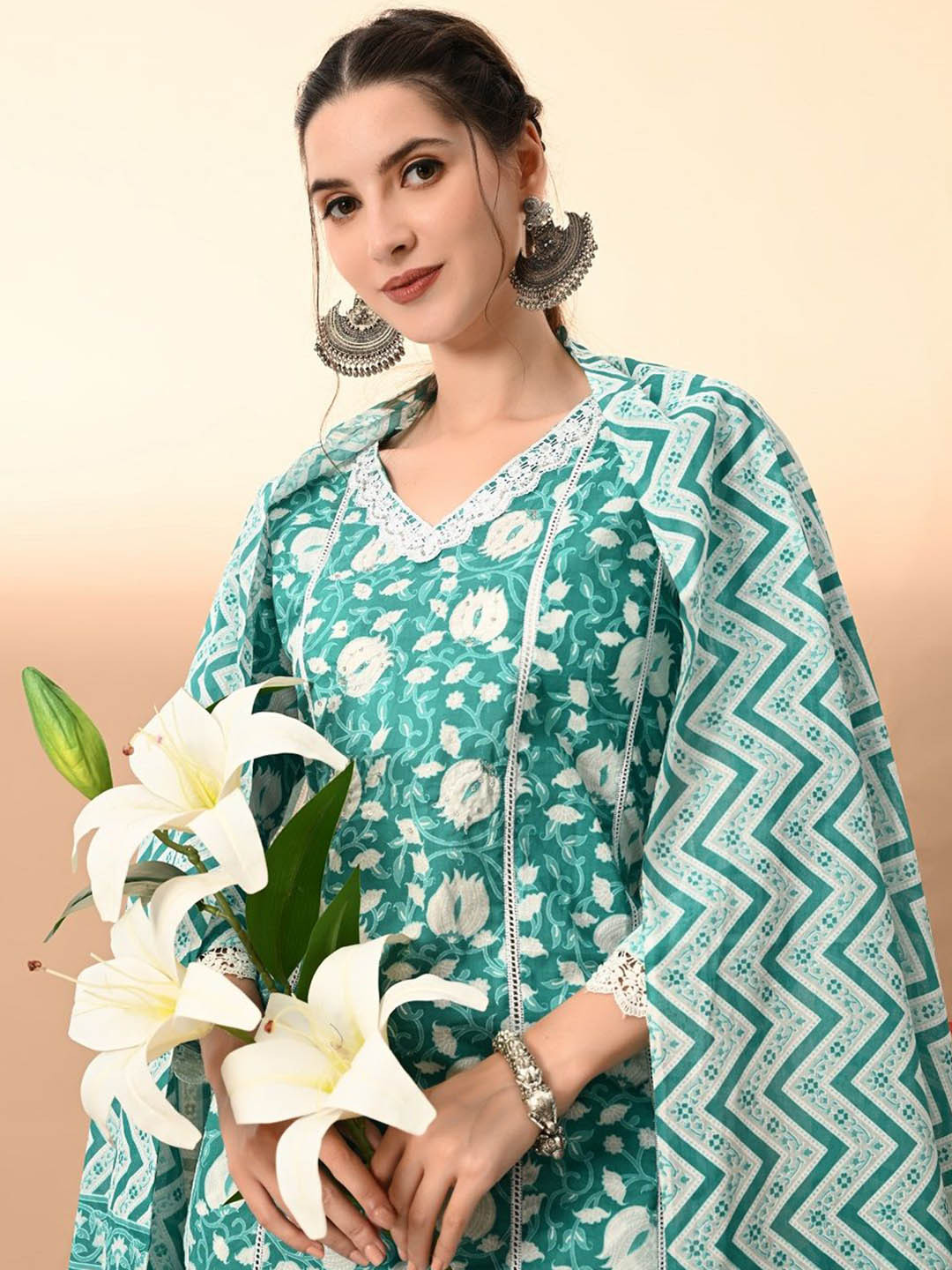 Buy DHROOV TARA Women Printed Regular Kurta With Trousers & With Dupatta - Kurta Sets for Women ...