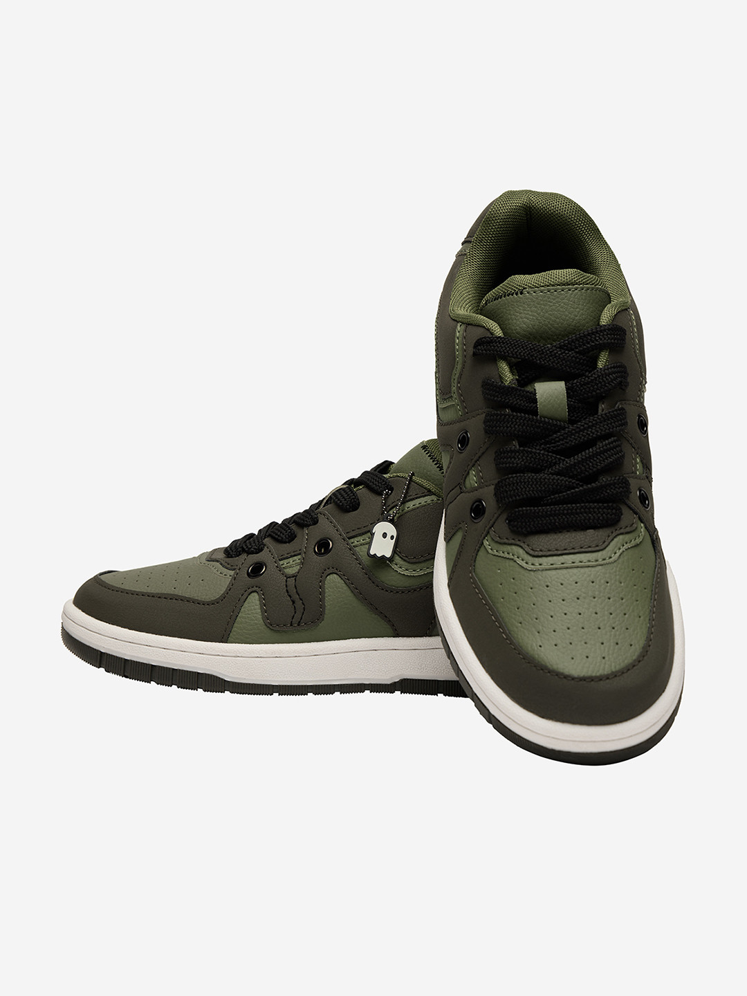 Buy The Souled Store Men Colourblocked Lightweight Lace Up PU Sneakers ...