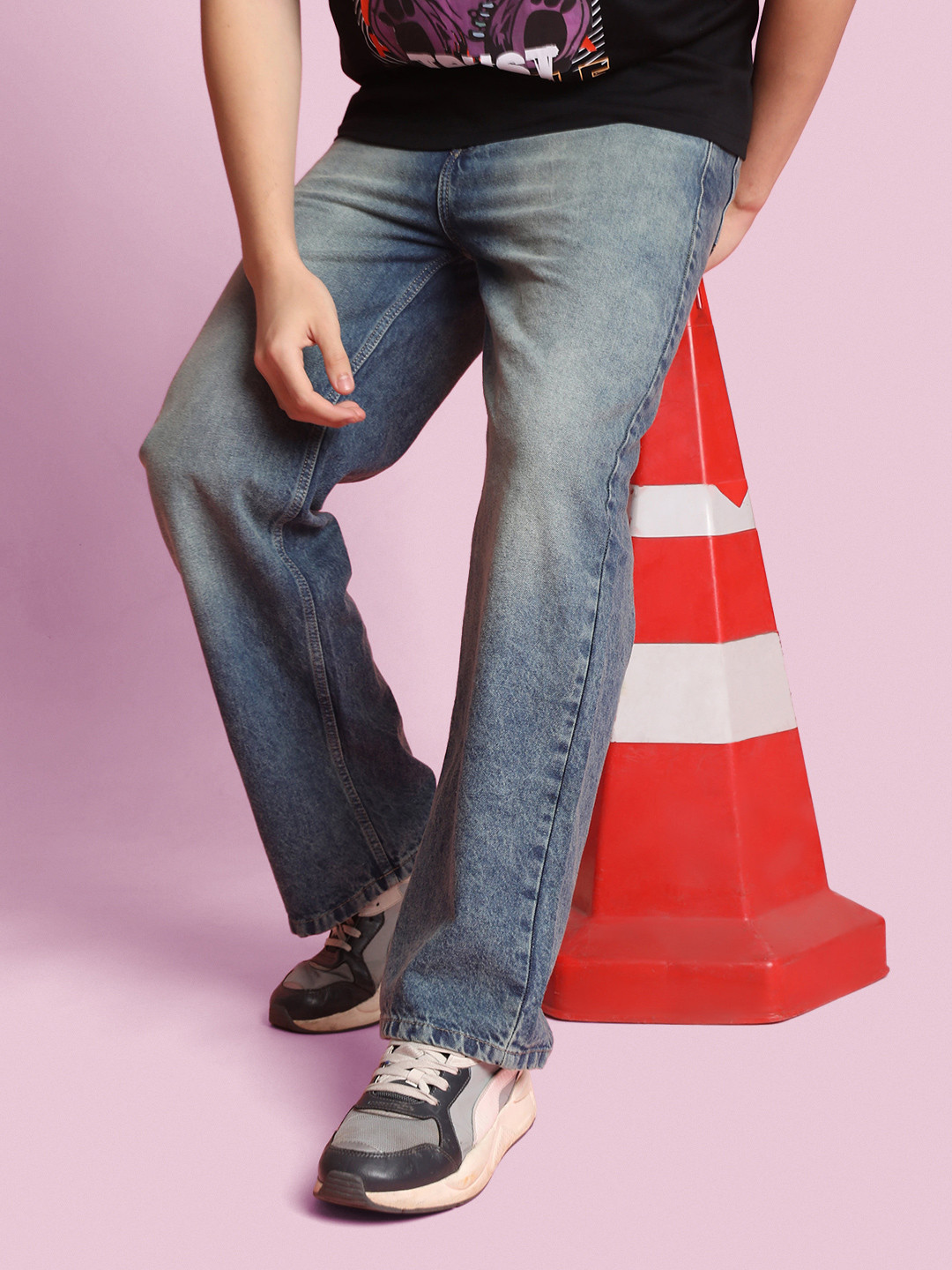 Buy Bene Kleed Men Wide Leg Slash Knee Heavy Fade Jeans - Jeans for Men ...