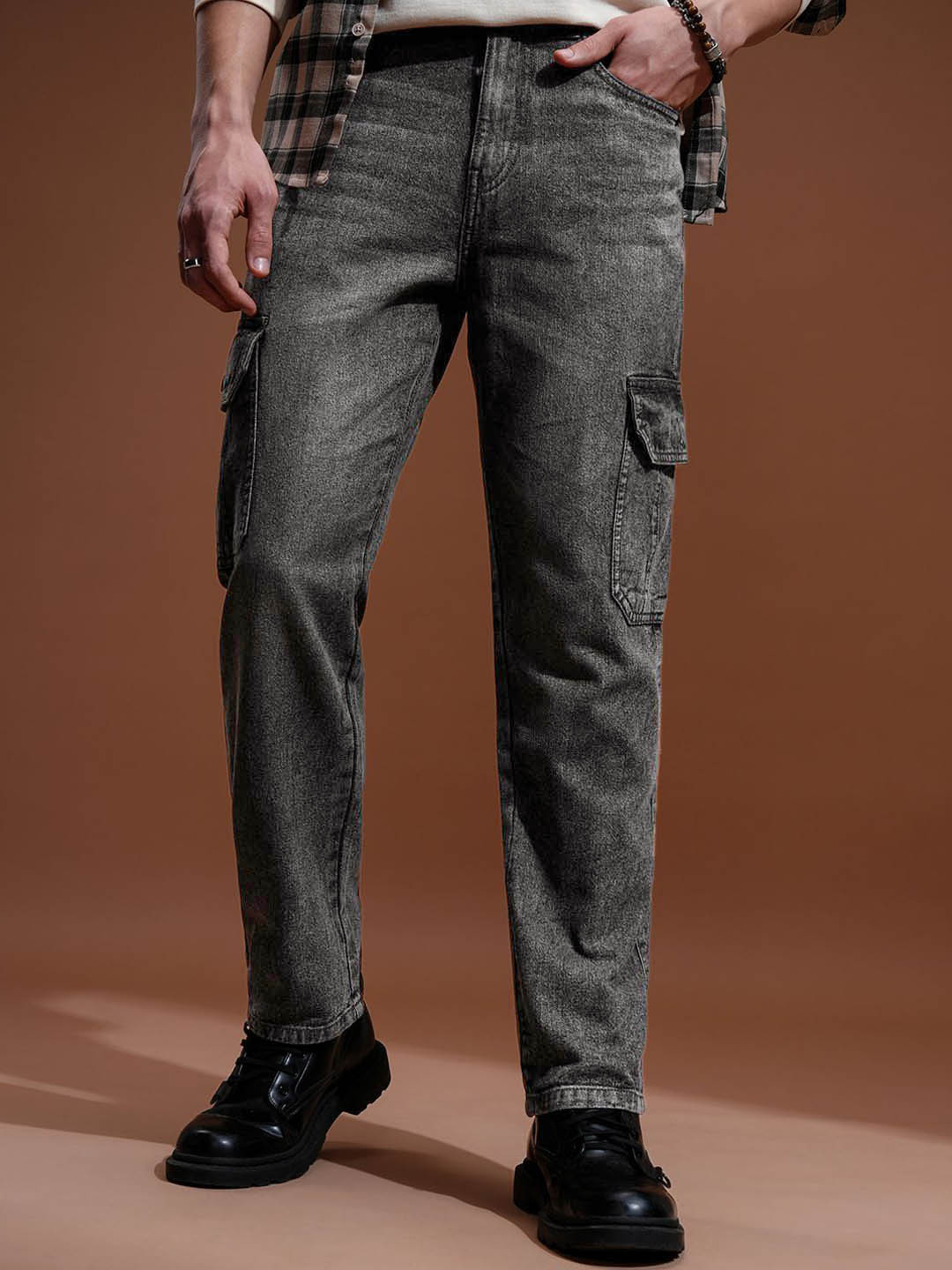 Buy HIGHLANDER Men Straight Fit Light Fade Jeans - Jeans for Men ...