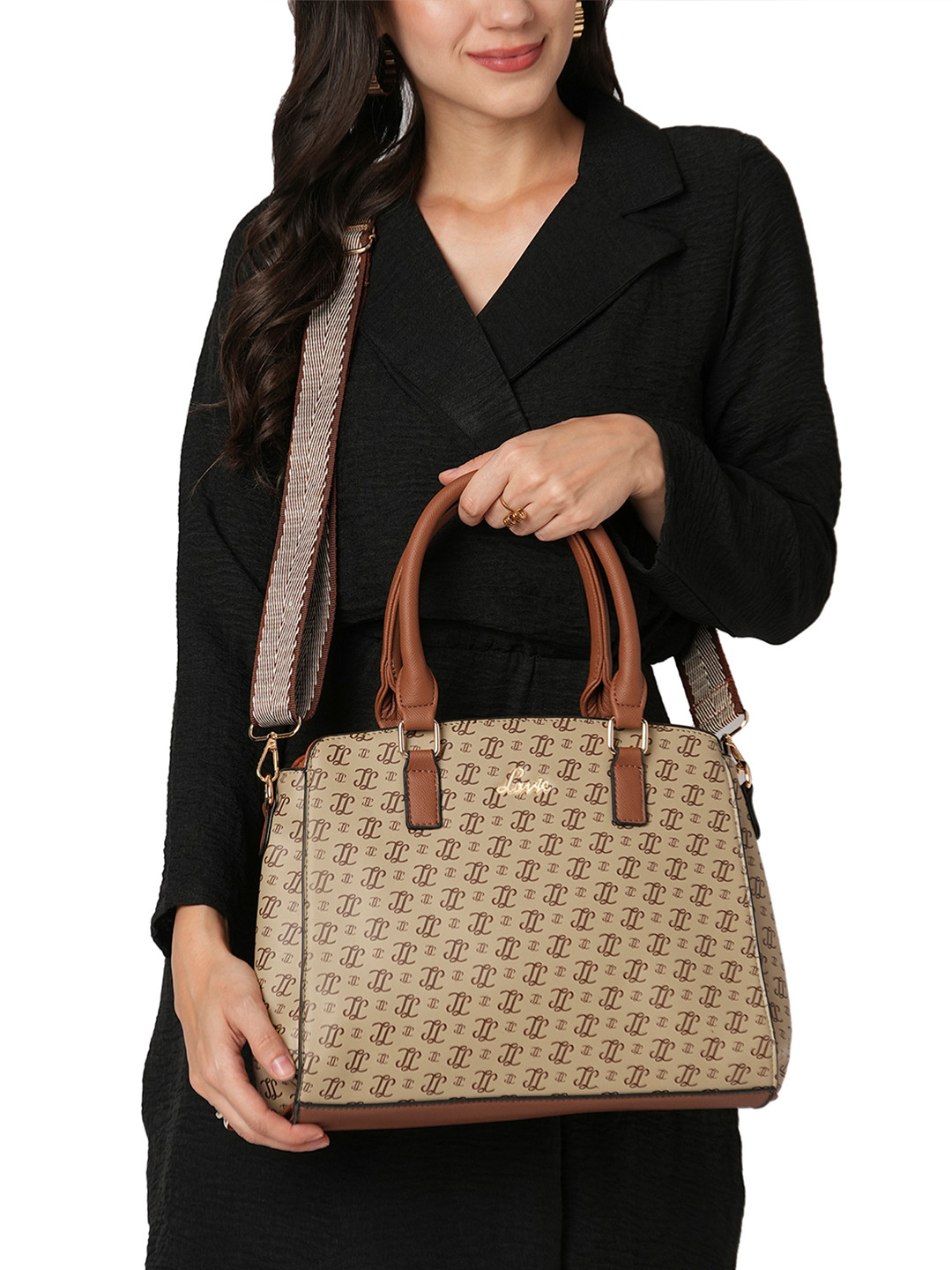 Buy Lavie Women Mono LL Tyra Medium Satchel Handbag - Handbags for Women 31938732 | Myntra