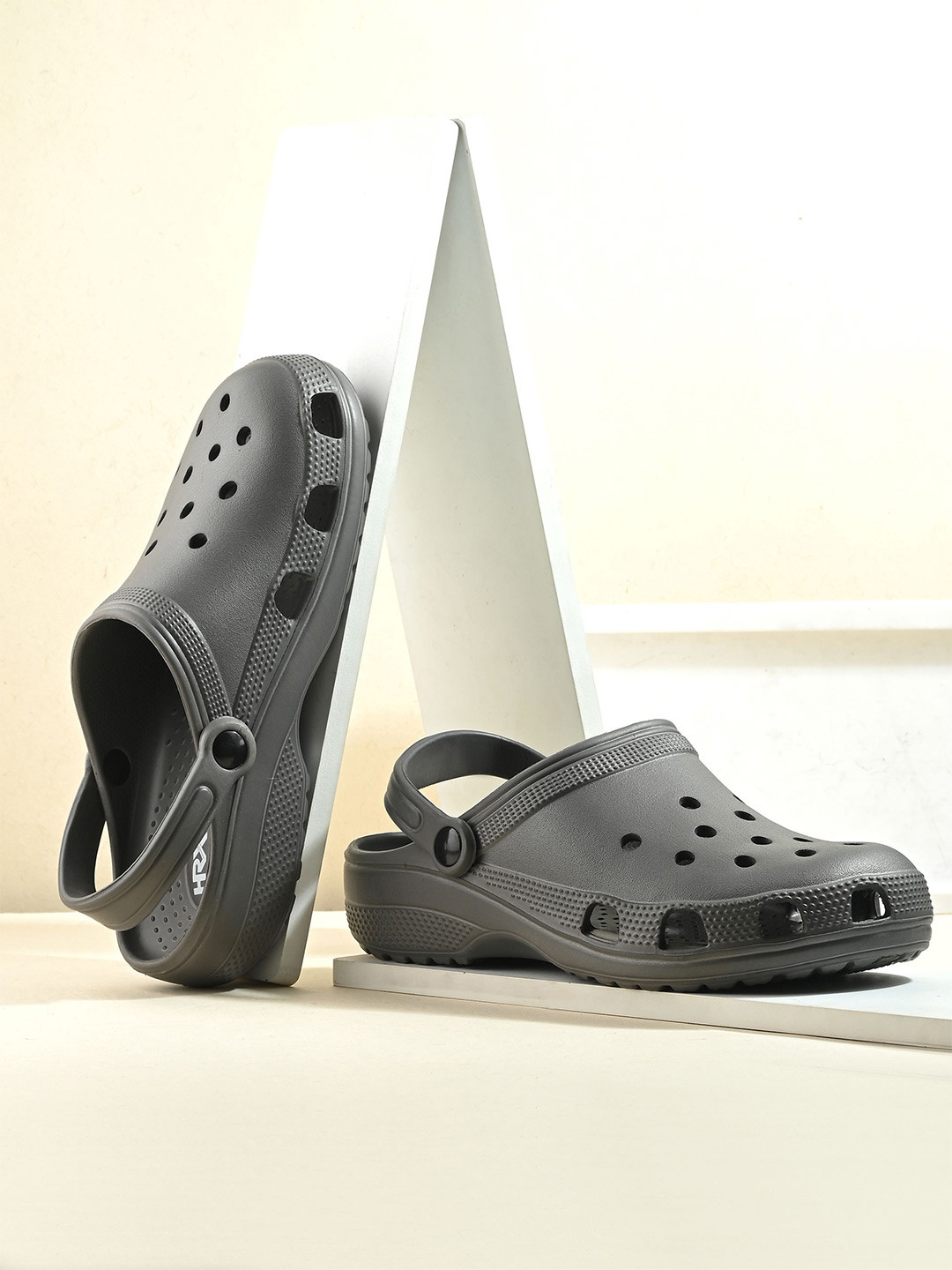 Buy HRX By Hrithik Roshan Men Clogs Flip Flops - Flip Flops for Men ...