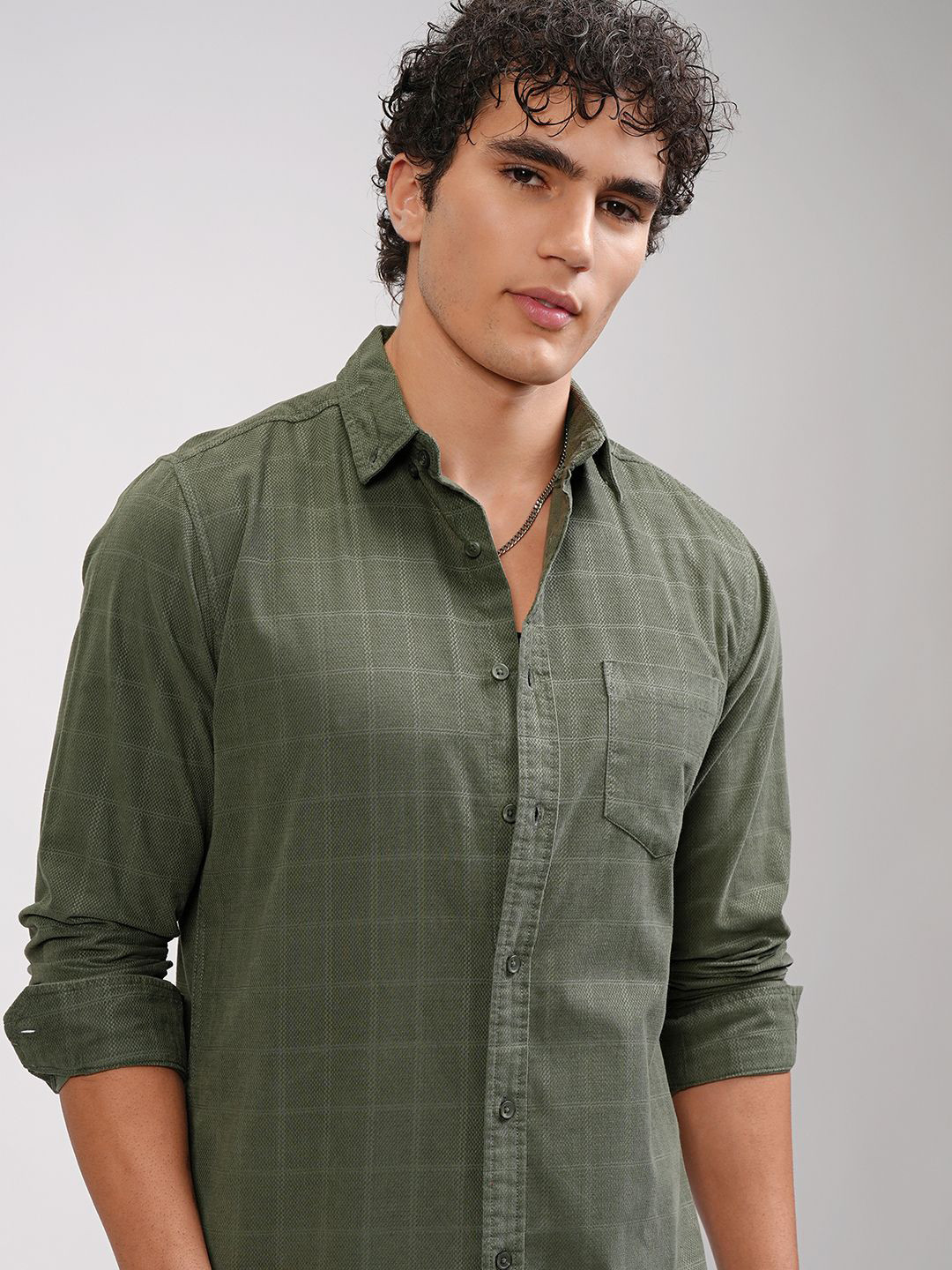 Buy HIGHLANDER Men Textured Checked Buttton Down Casual Shirt - Shirts ...