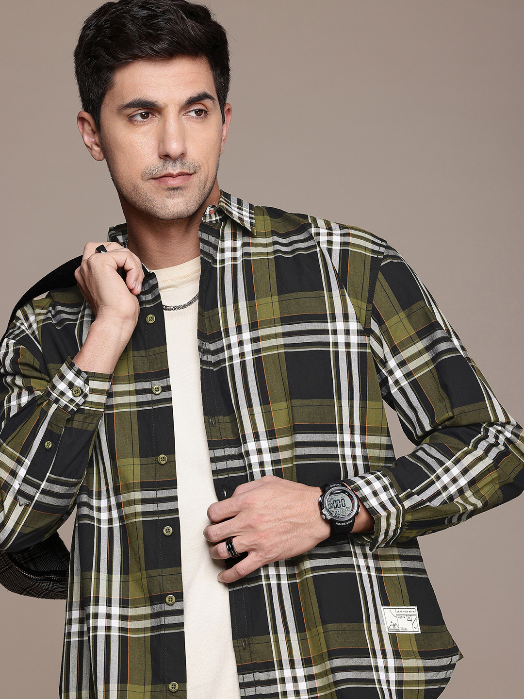 Buy The Roadster Life Co. Pure Cotton Relaxed Fit Checked Casual Shirt - Shirts for Men 32056370 ...