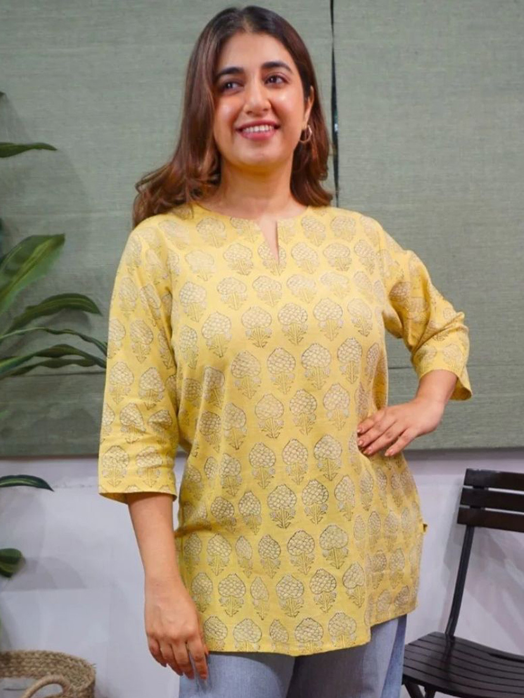 Buy THE INDIAN ETHNIC CO Yellow Straight Dabu Slub Cotton Short Top ...