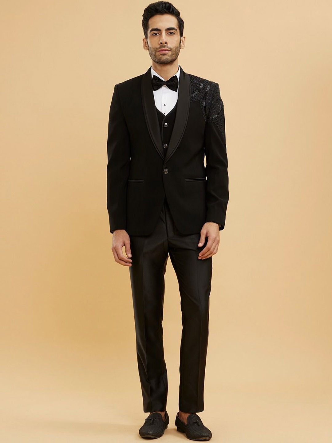 Buy Twamev Men Tailored Fit Single Breasted Five Piece Suit - Suits for ...