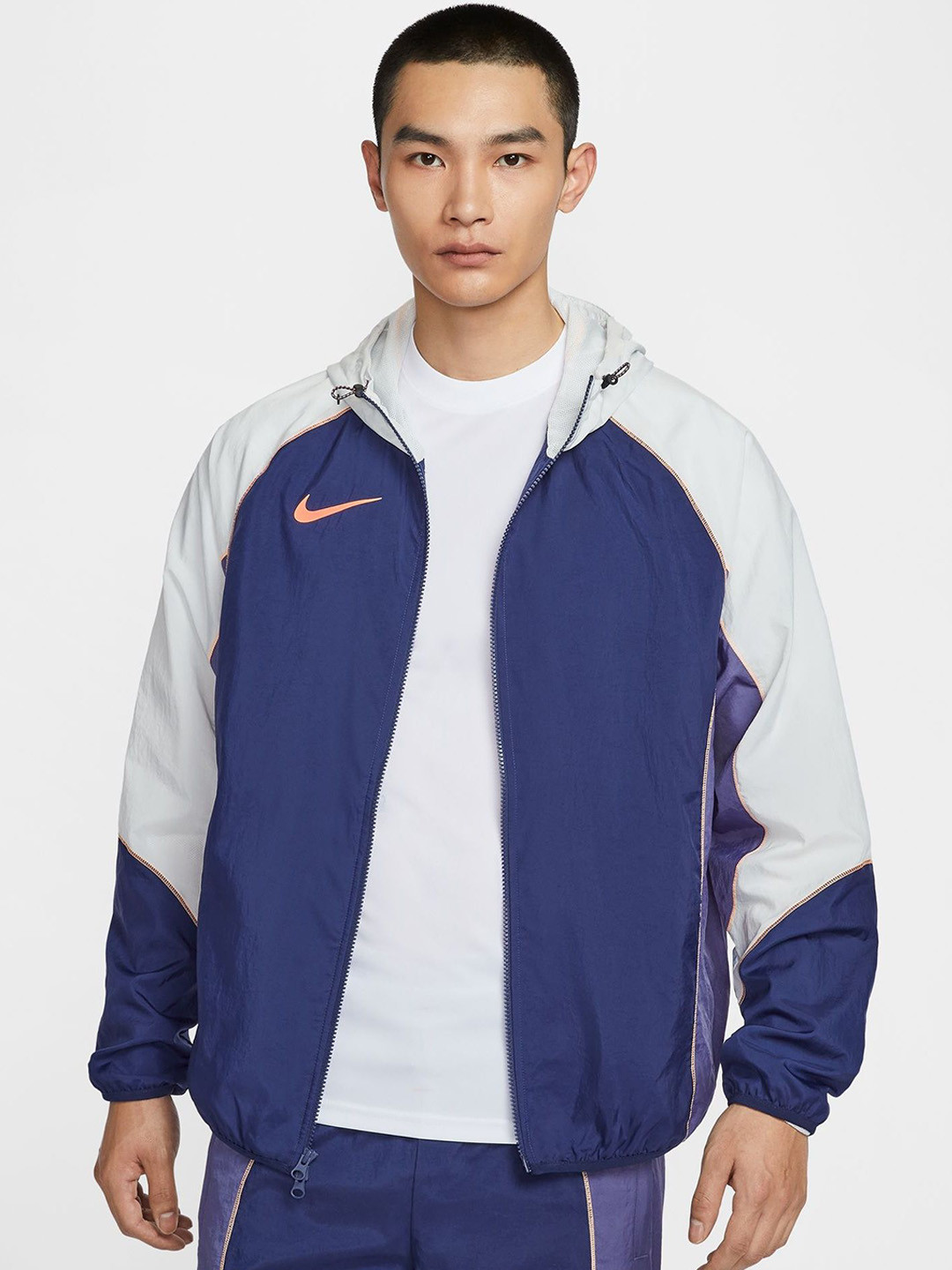 Buy Nike Men Hooded Collar Sport Jacket - Jackets for Men 32085698 | Myntra