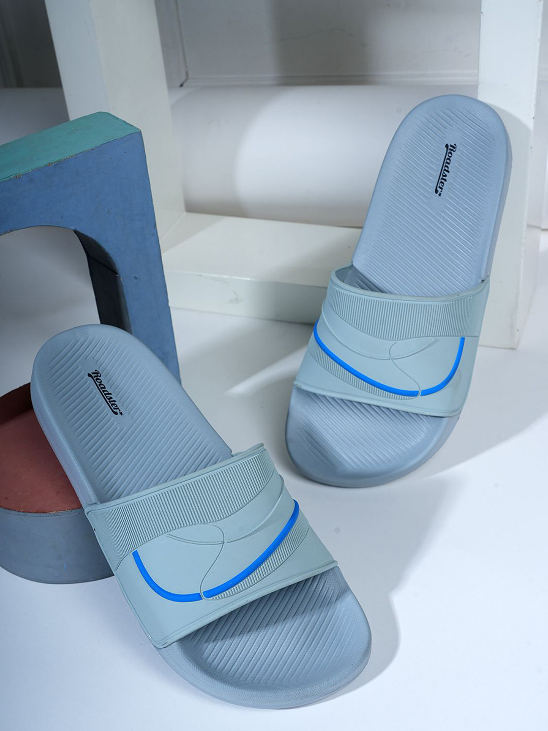 Buy The Roadster Lifestyle Co Men Self Design Sliders - Flip Flops for ...