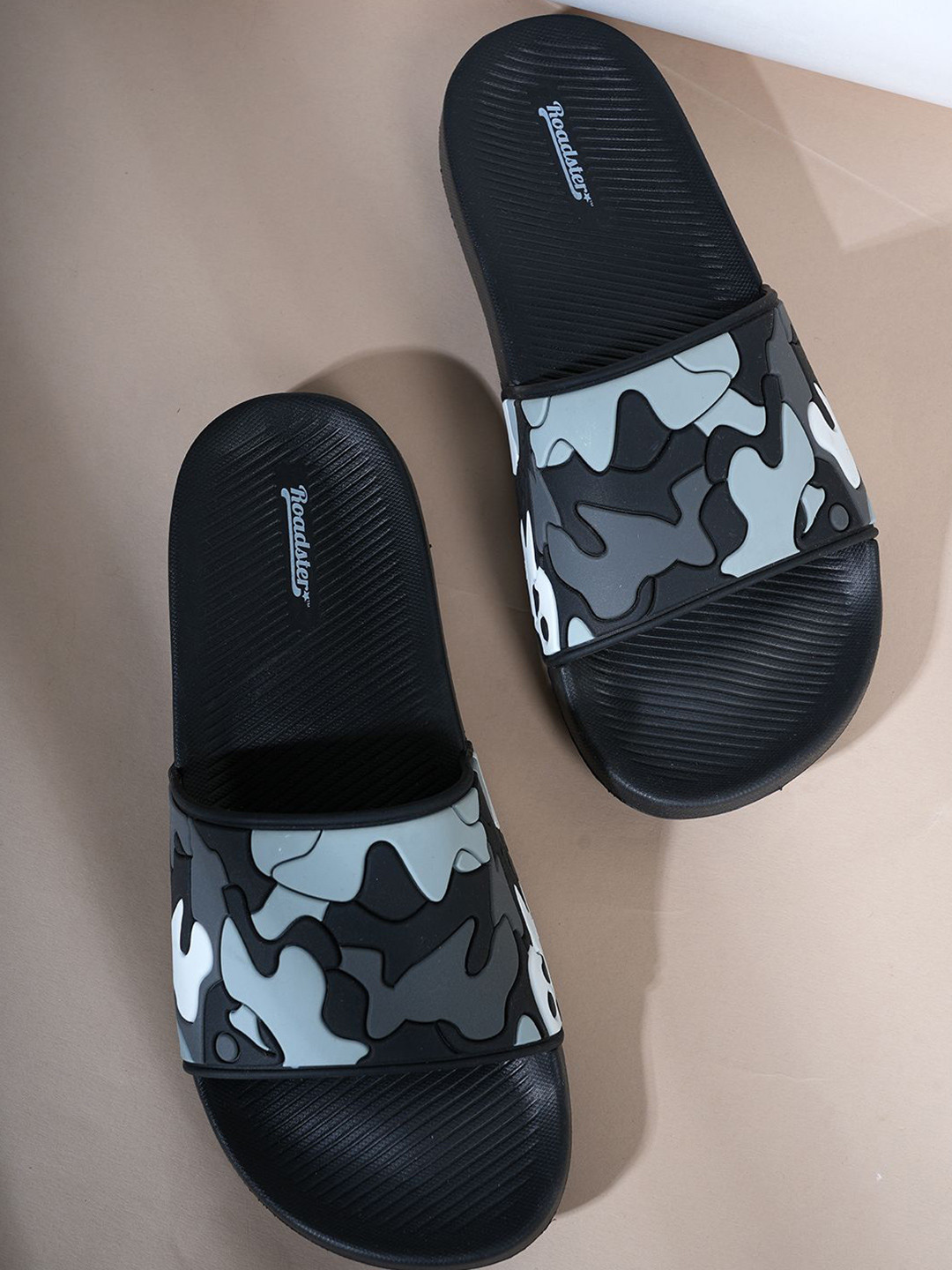 Buy The Roadster Lifestyle Co Men Colourblocked Sliders - Flip Flops ...