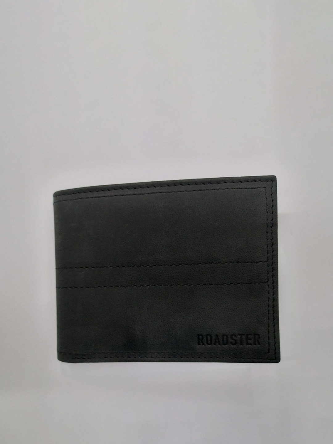Buy The Roadster Lifestyle Co. Men Pure Leather Two Fold Wallet ...