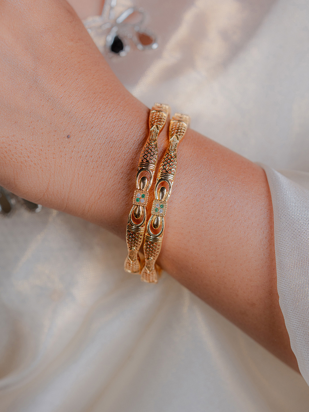 Buy Zeraki Jewels Urmila Set Of 2 Gold Plated Stone Studded Textured ...