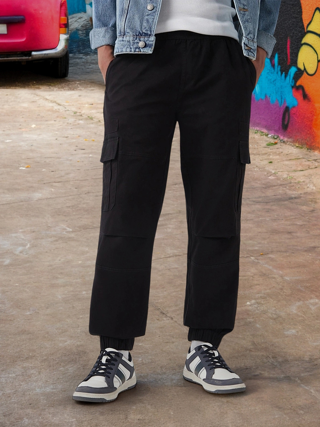 Buy Bewakoof Men's Jet Black Oversized Cargo Jogger Pants - Track Pants ...