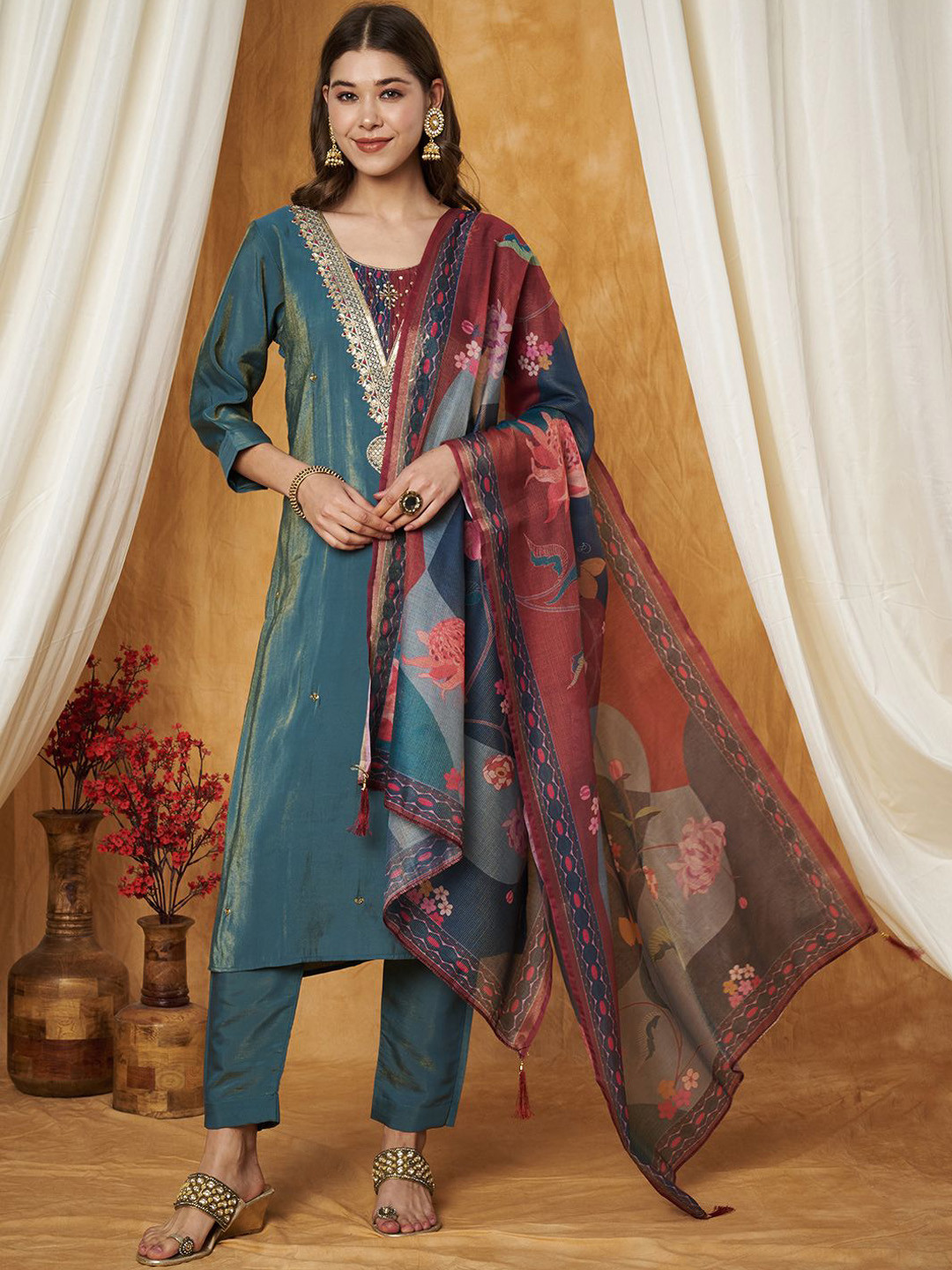 Buy Label Khoj Floral Embroidered Sequinned Kurta With Trouser And ...