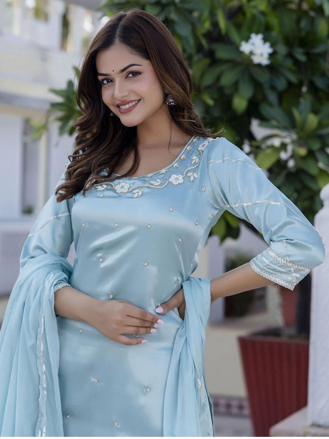 Buy EthniFlair Floral Embroidered Straight Beads And Stones Kurta With ...