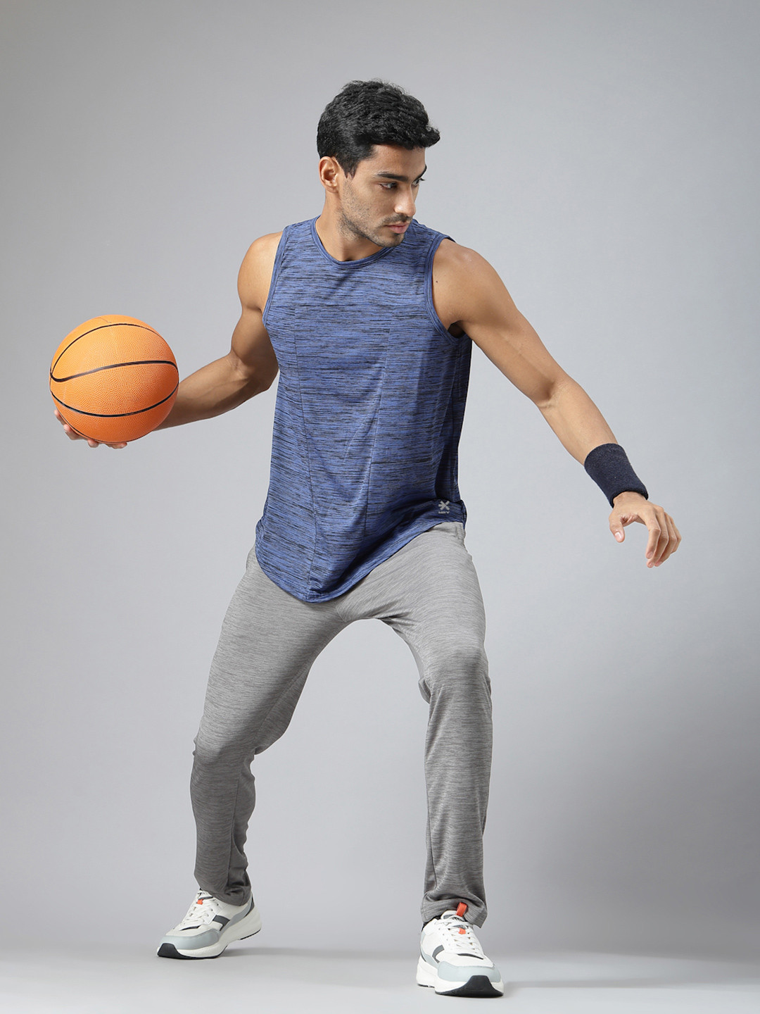 Buy HRX By Hrithik Roshan Men Solid Round Neck T Shirt - Tshirts for ...