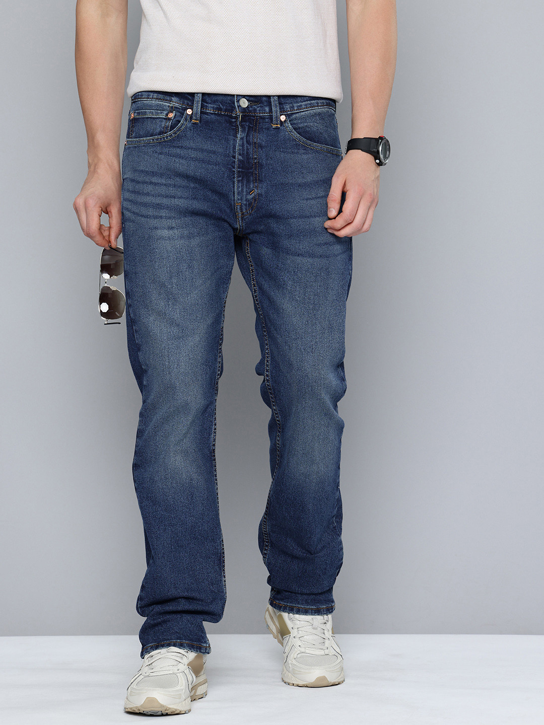 Buy Levis Men 505 Heavy Fade Stretchable Jeans - Jeans for Men 32285539 | Myntra