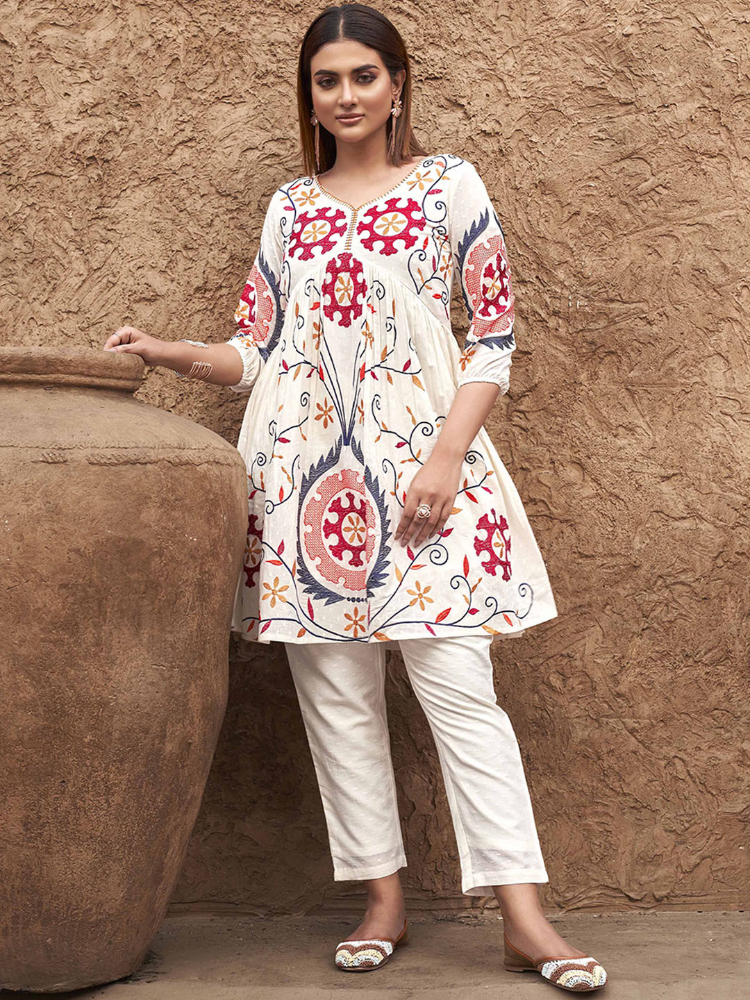 Buy Tikhi Imli Floral Embroidered V Neck Pure Cotton Tunic With ...