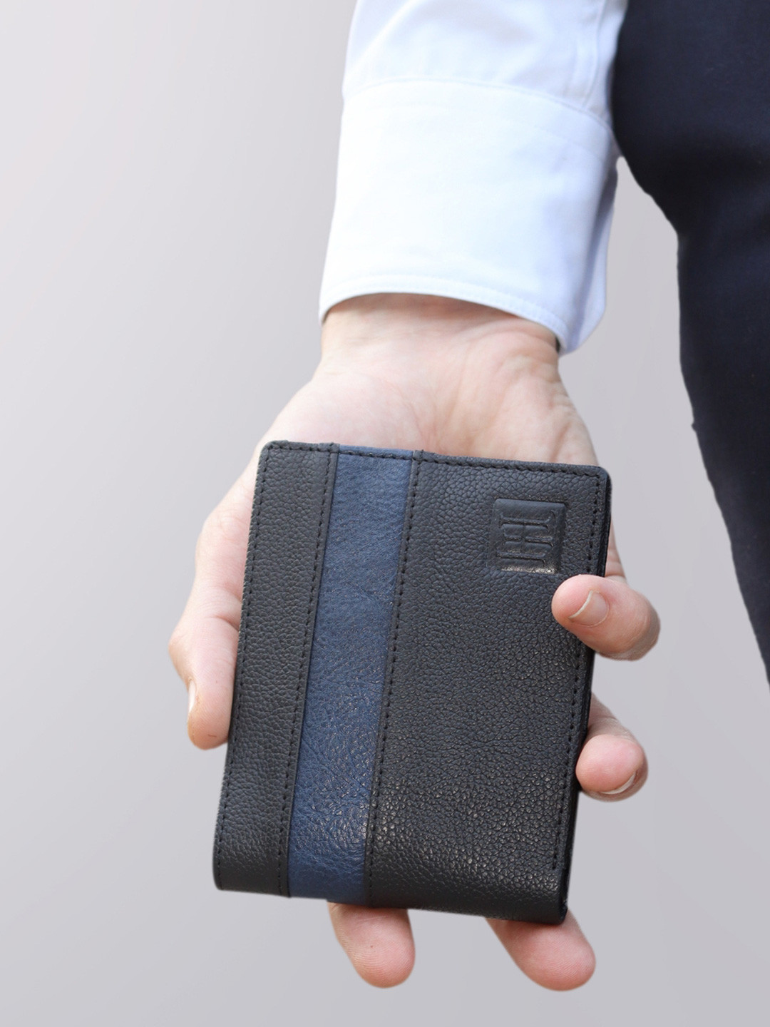 Buy Hayes London Men Wallets Genuine Leather With RFID Blocking ...