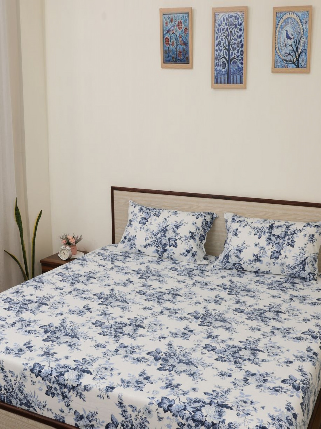 Buy Bhumi Impex Blue & White Floral Printed 144 TC Single Bedsheet Set 1.524m X 2.286m ...